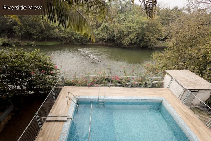 4bhk River Viewwith Infinitypool - Karjat