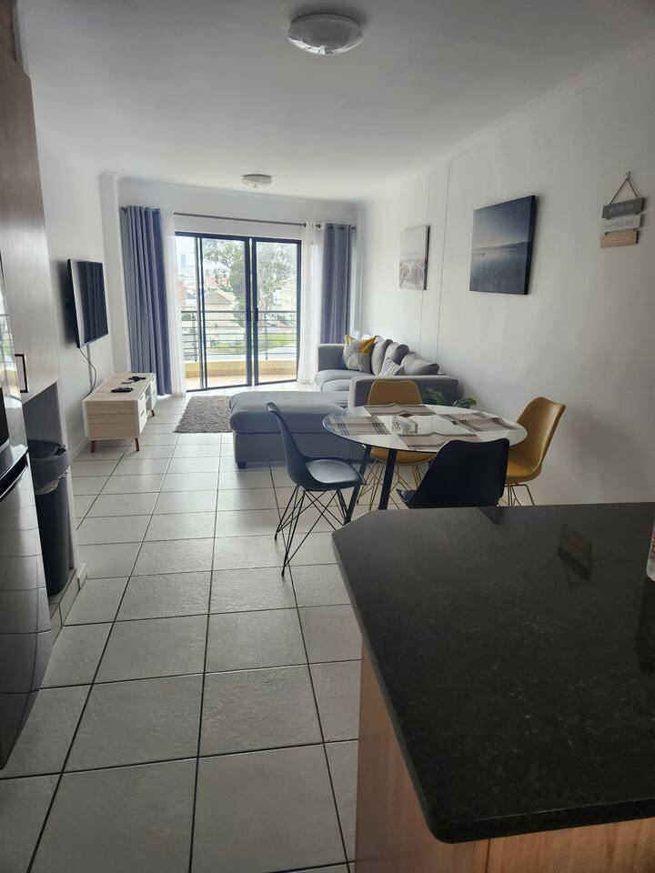 Nautica 302 Beach Apartment - Somerset West