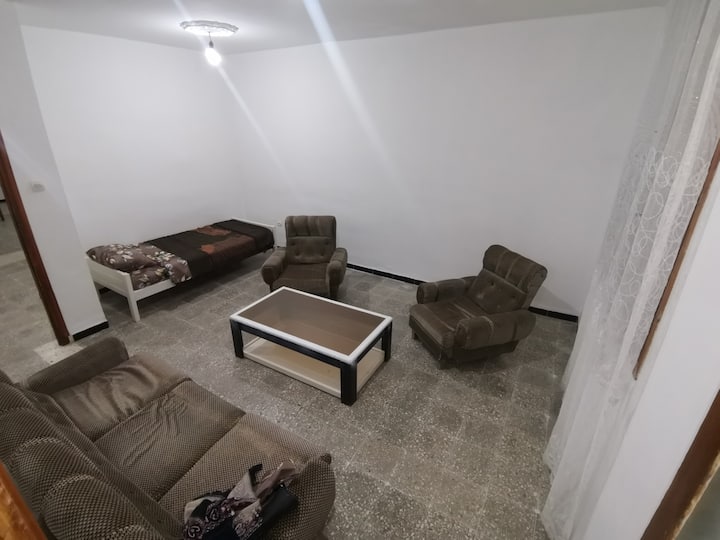Appartement F3 Meublé - Tizi Ouzou