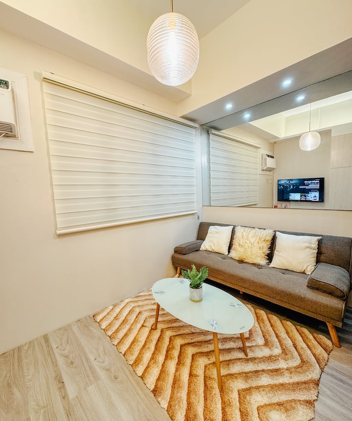 Cozy Condo 0721 Near It Park 300mbps + Netflix - Cebu