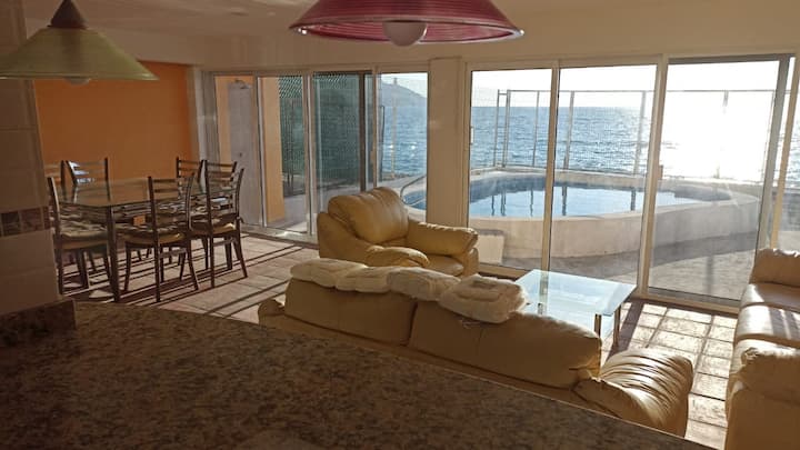 Frente Al Mar. Casa O Recámaras. - Manzanillo