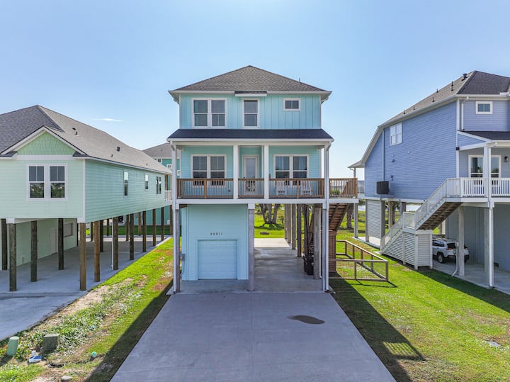 Walk 2 Beach & Pool! Pets Allowed! Salty Sea Dawg - Galveston, TX