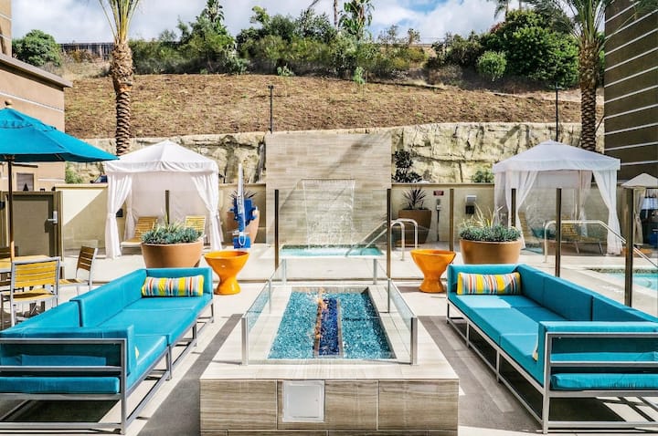 Stylish 2 Queen Suite W/ Parking & Breakfast - Mission Viejo, CA
