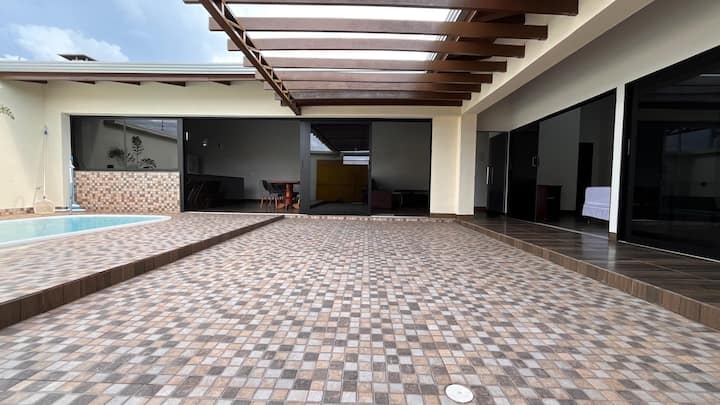 Casa Confortável E Espaçosa A 5 Min Do Aeroporto. - Sorriso