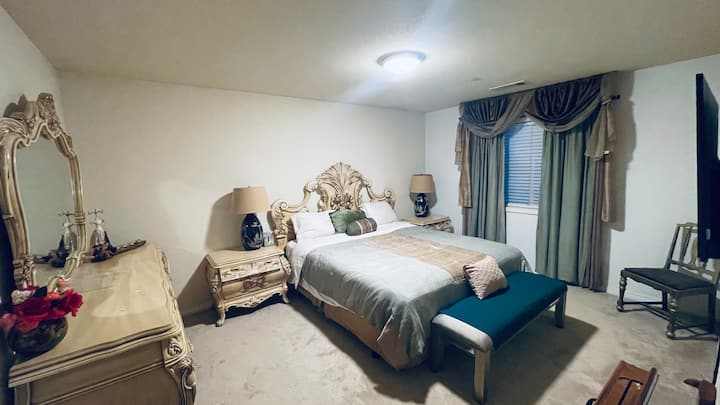 8beds+optional Separate Suite Nearpalms Spring - Beaumont, CA