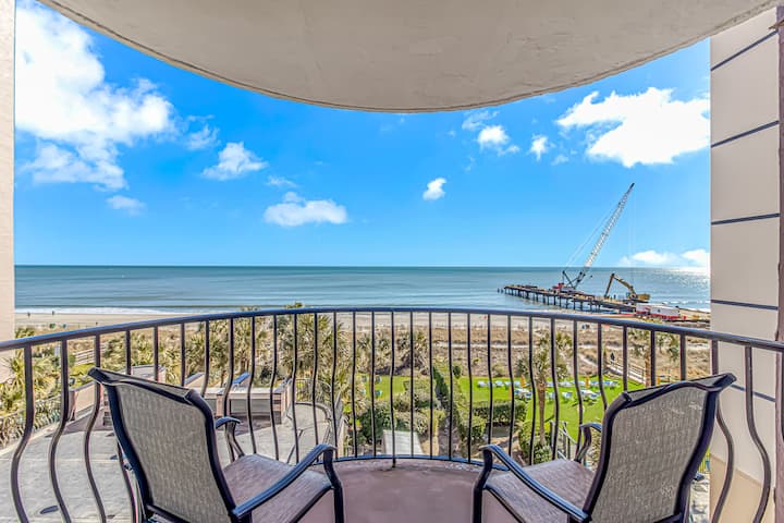 Oceanfront Escape | Boardwalk + Beachfront Pools! - Myrtle Beach