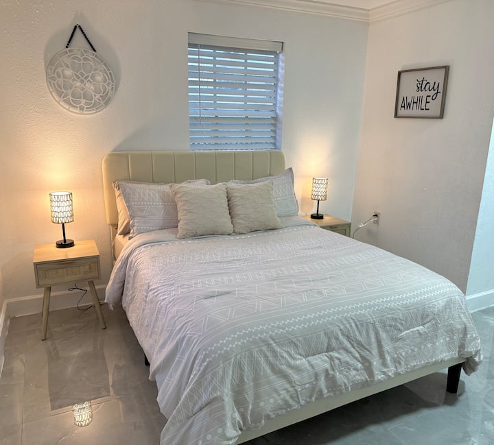 Master Room #3 Near Hard Rock - Miramar, FL