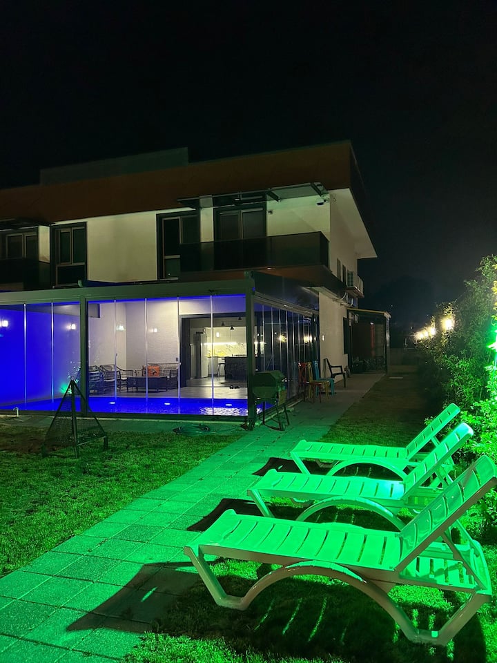 Rûza Sapanca
Kapalı Havuzlu Lüks Villa - Sapanca
