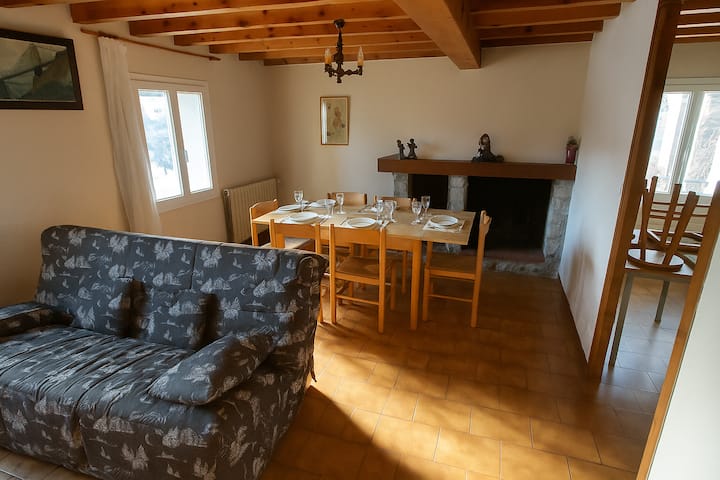 F4 Familial Montagnard - Proche Piste-formiguères - Puyvalador