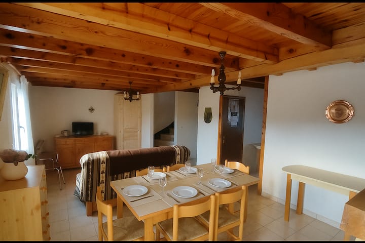 Grand F4 Montagnard à Formiguères - Proche Piste - Formiguères