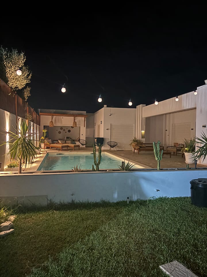 Villa Luxe 8 Guest~plage à 5 Min~spa Chauffé - Djerba