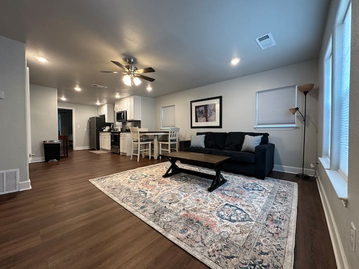 Spacious Two Bedroom Duplex - フォートワース, TX