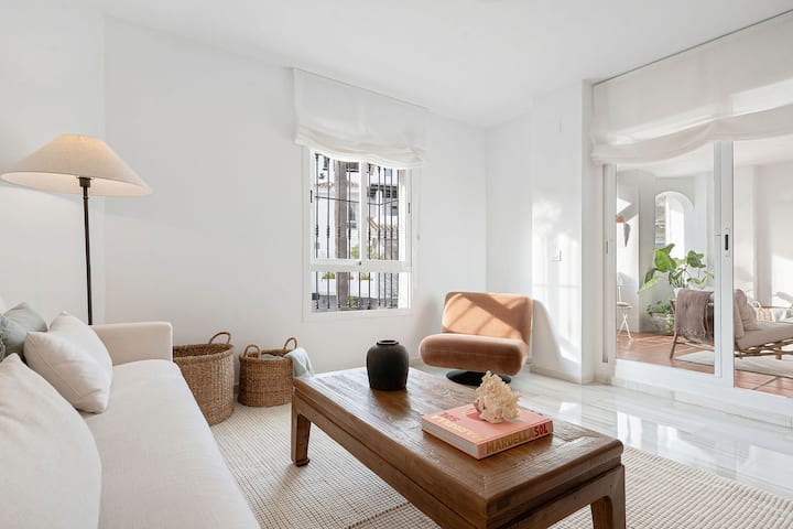 Coralhome Marbella | Beach, Pool & Private Terrace - Spanien