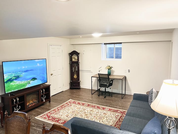 Cozy Furnished Suite - Bradford, ON, Canada