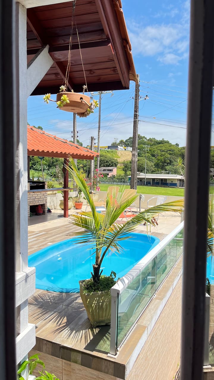 Chalé Charmoso Na Praia De Fora Sc - Palhoça