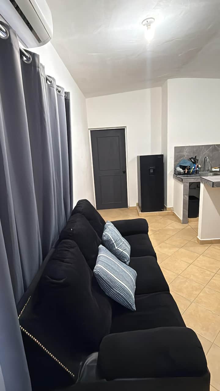 Cómodo Depto. En Zona Dorada Facturamos - Tampico, Mexico