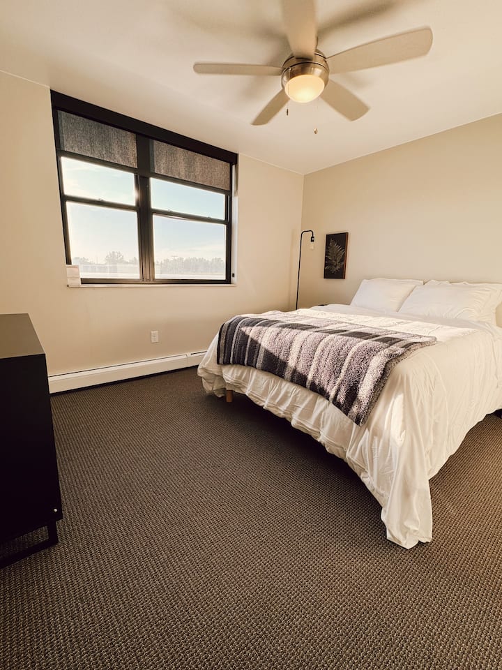 Modern Cozy Apartment - 비즈마크