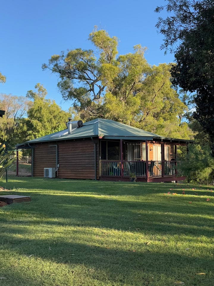 Estuary Cottage - Bunbury