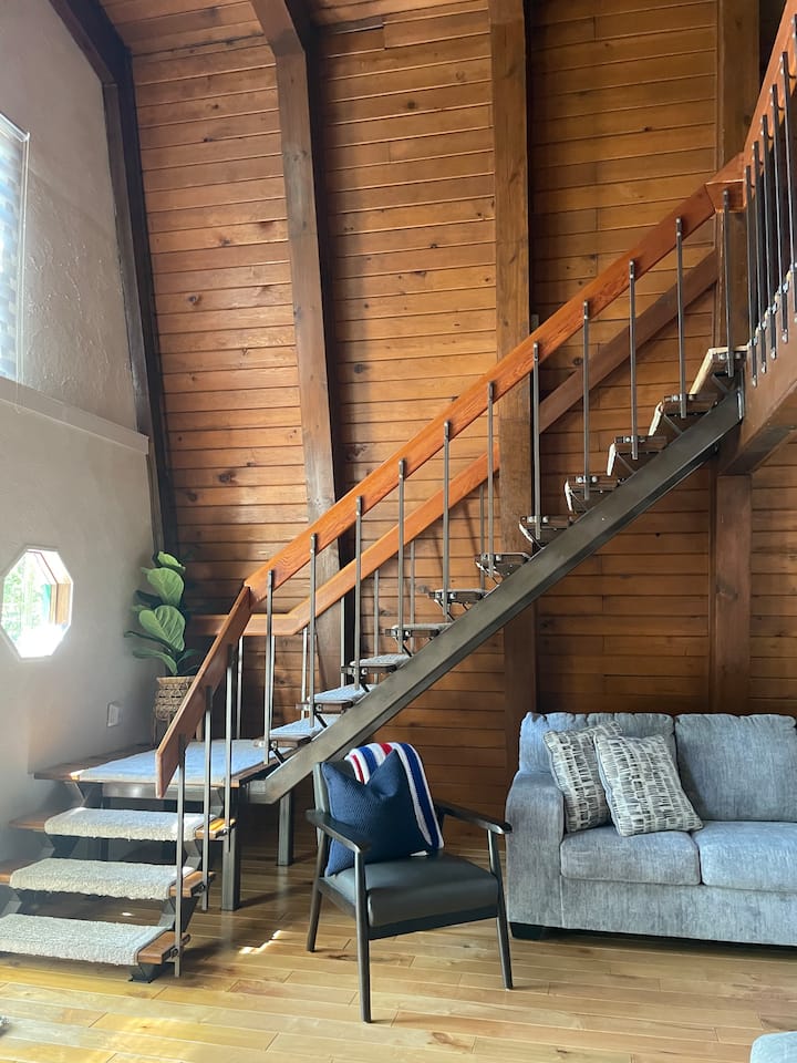 Serene Chalet | Walk To The Lake | Arcade Room - Treasure Lake, DuBois