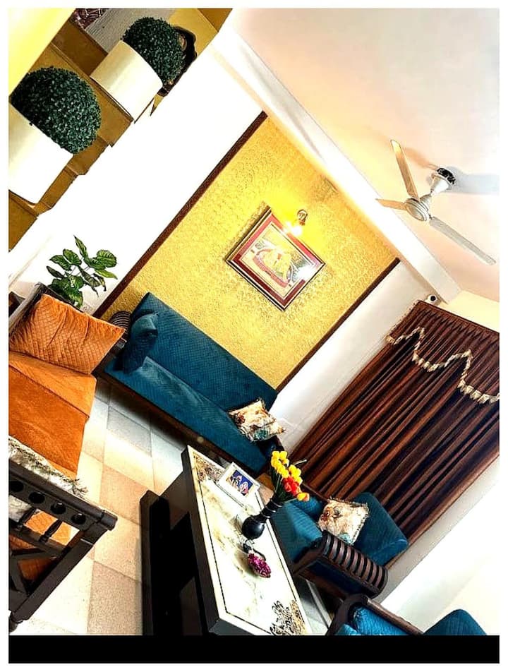 Golden Sunshine Guest House - Faridabad