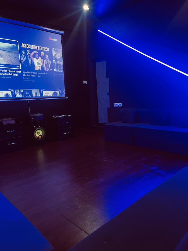 Entire Villa A Wth Home Theatre@ecr,panaiyur,beach - Chennai