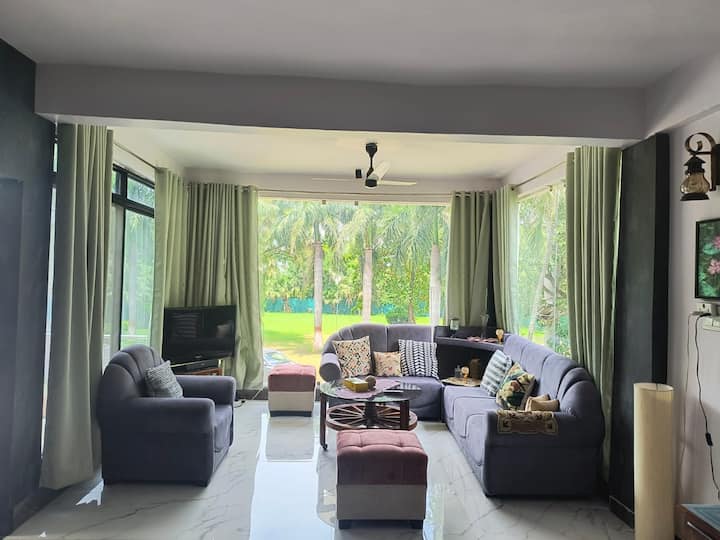 Seasons Retreat - Bhopal