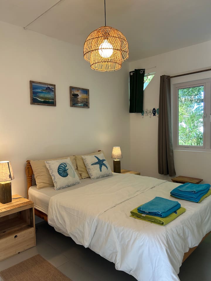 Quiet Duplex, 3 Min Walk From Beach, Big Pool - Maurice