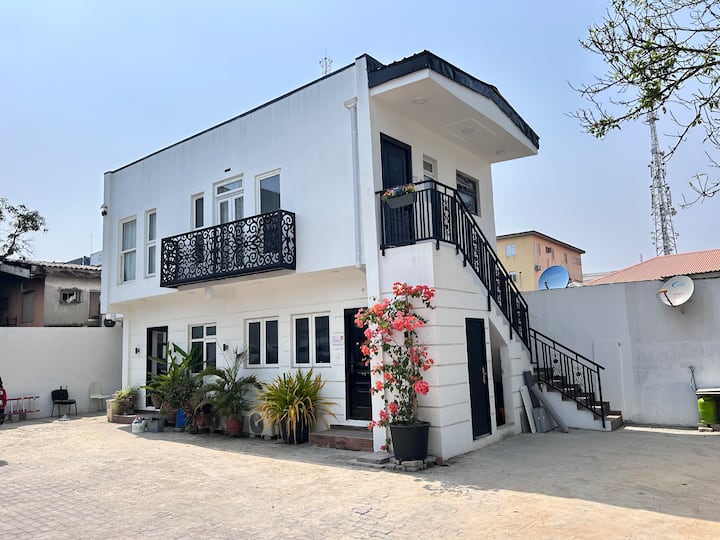 Cozy Studio Apartment - Lagos