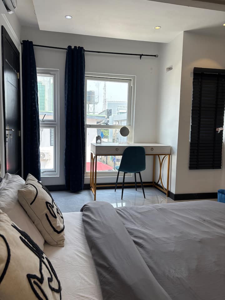 Stylish One Bed Suite - Lagos