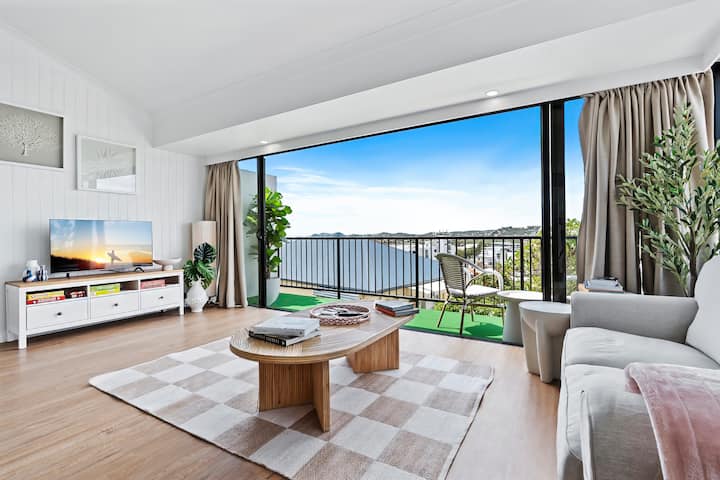 Apartment 1 - Capri By The Sea - Yeppoon