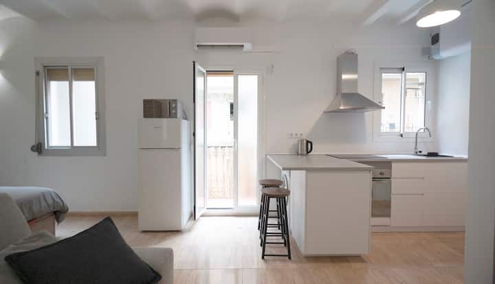 Barceloneta Studio Apartment - Barcelona
