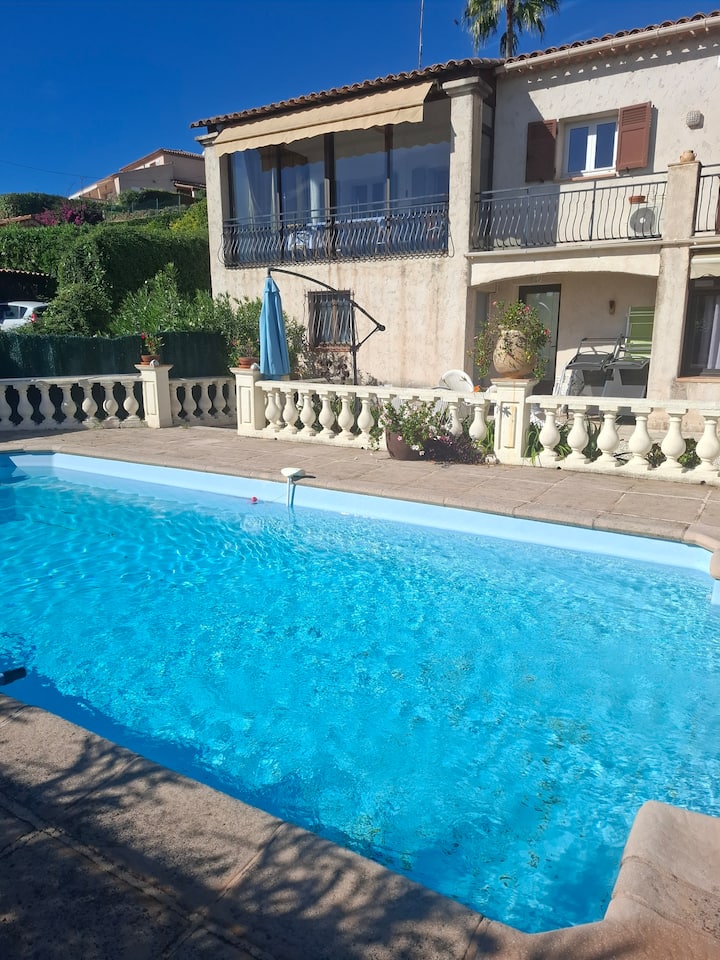 Maison Familiale - Valbonne