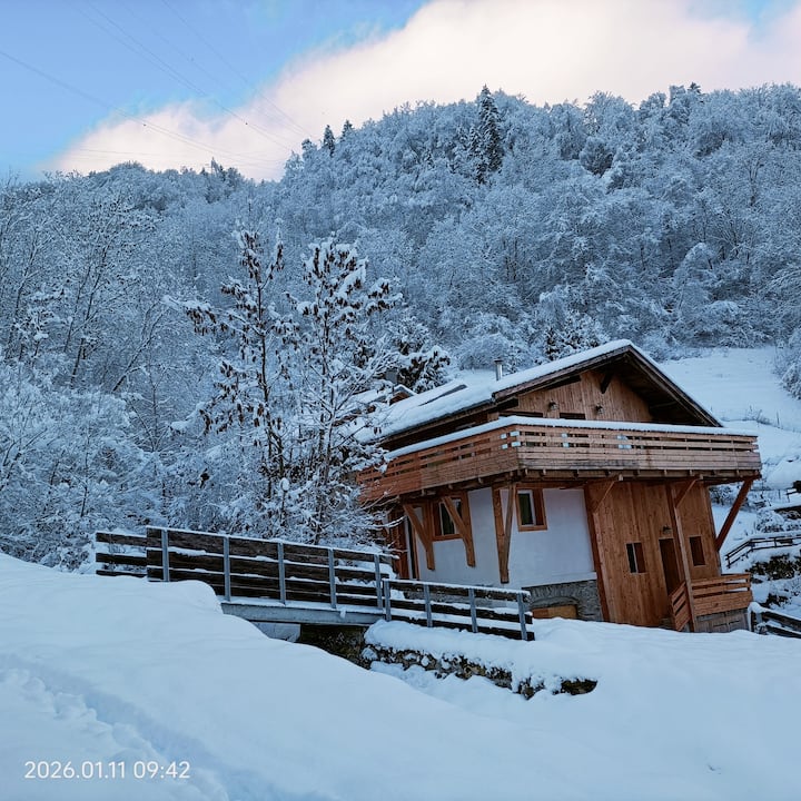Chalet Douillet Dans Un Petit Hameau Des Alpes - Les Avanchers-Valmorel