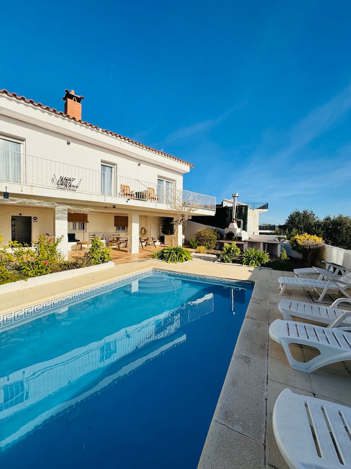 Exclusiva Casa. Vistas, Piscina. - Sils