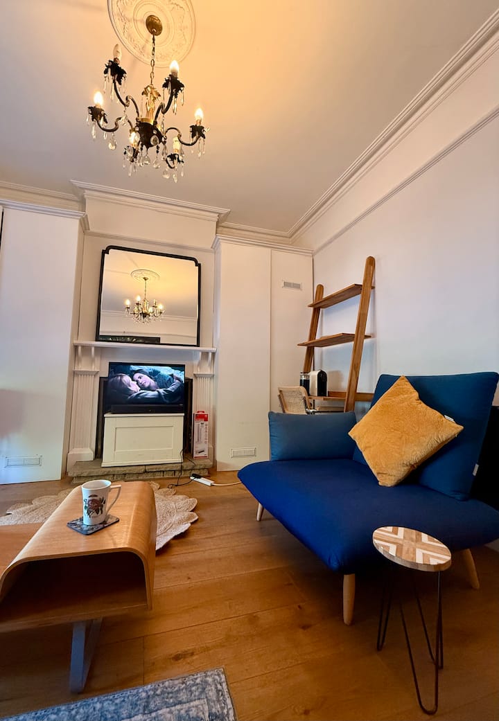 Piccadilly Suite - Hayes