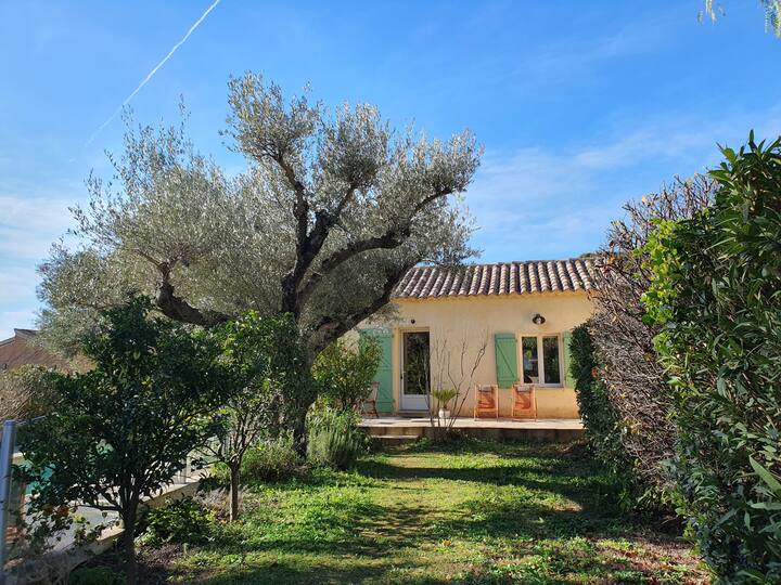 Maisonnette Entre Mer Et Montagne - Toulon