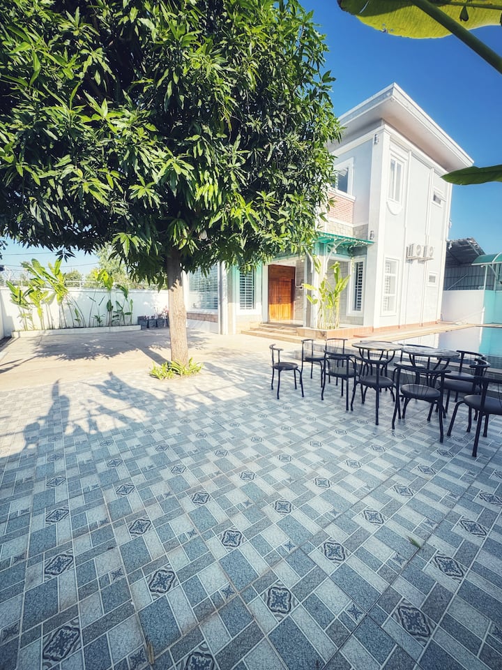 4 Bedrooms Private Pool Villa - Cambodia