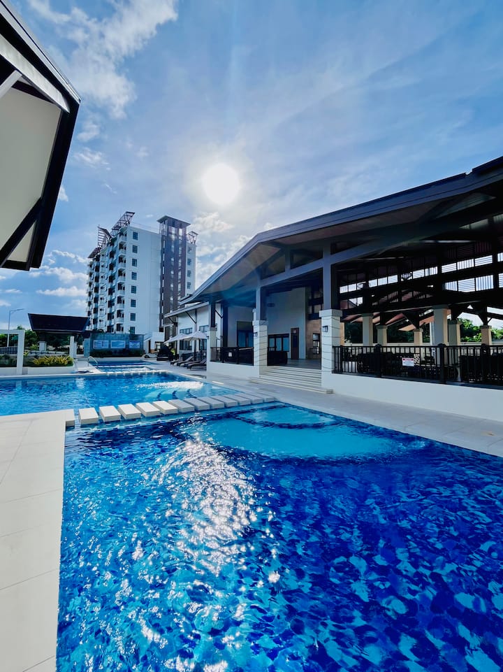 Panglao Oceanside Condo - Panglao