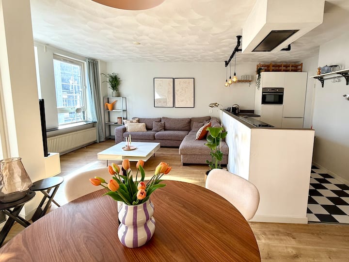 A+ Location | Walk Score 98 | Discount | W/dryer - Eindhoven