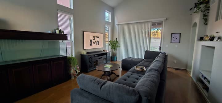 Tranquil Retreat: Stylish Home In Cental Tucson - Tucson, AZ