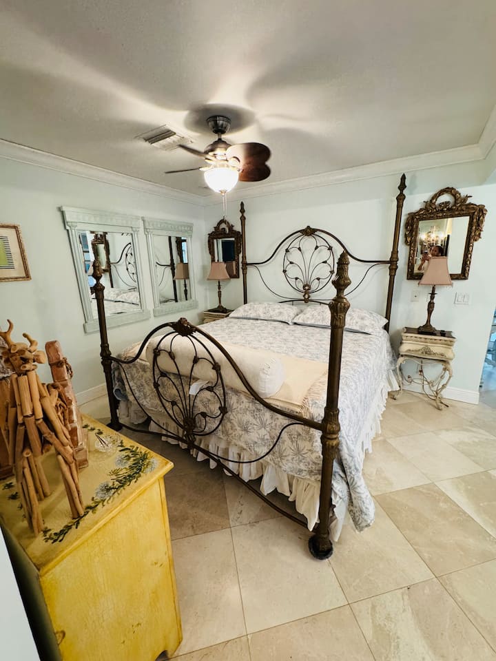 Cottage Near The Sea - Delray Beach