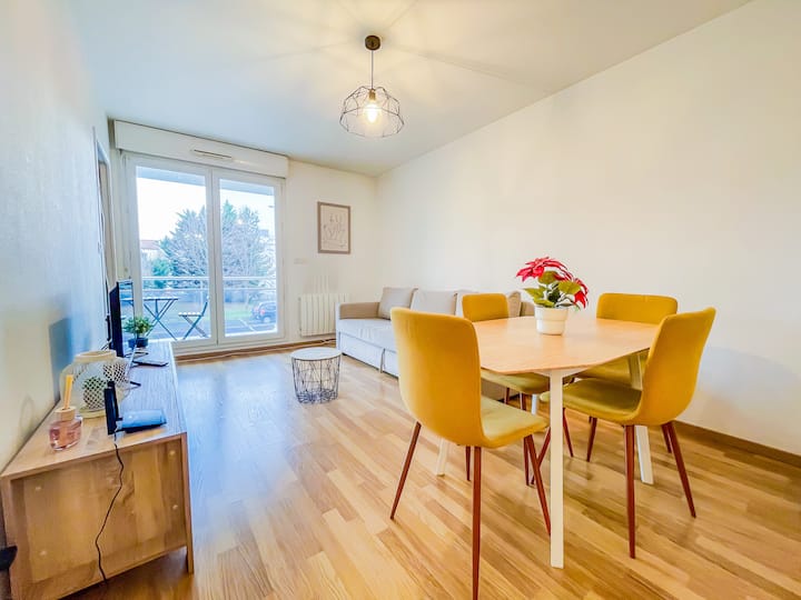 Appartement Lumineux à 2 Mins à Pied De La Gare - Clermont-Ferrand