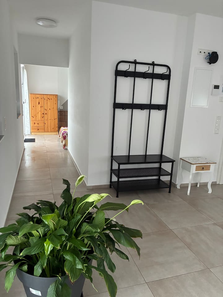 Helles Dachgeschoss-apartment Mit 2 Balkonen - Erkelenz