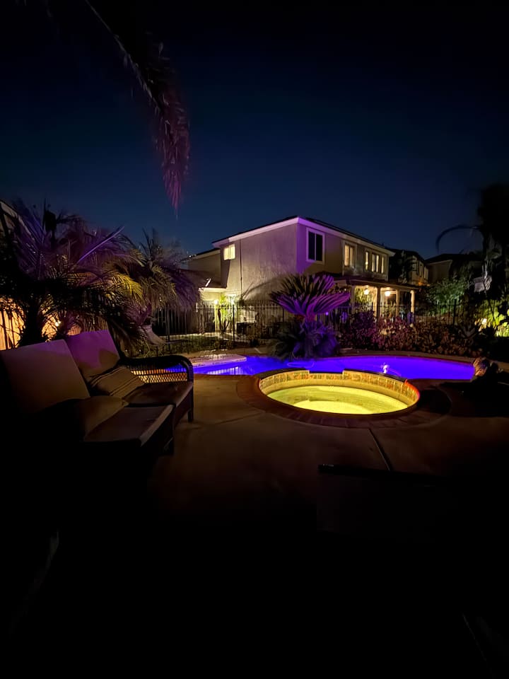 Pool And Game House/ Resort Style - Riverside, CA