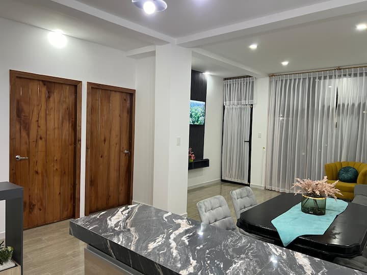 Airbnb Dpto. Familiar Centro 5 Guests Puyo - Puyo