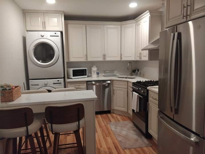 An Apartment For You To Relax (B) - Garden City, NY