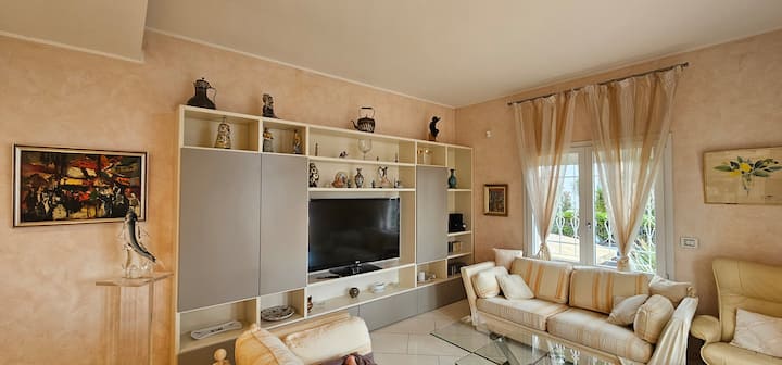 L'azura  Pied Dans L'eau Villa Golf Juan - アンティーブ