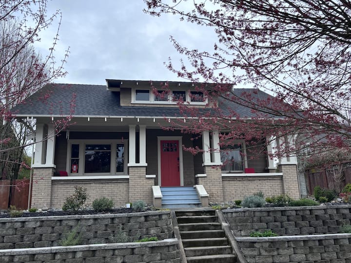 North Tacoma Loft - Ruston, WA