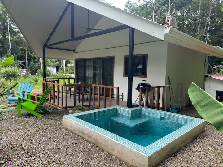 Bungalow El Rincon De La Suiza Avec Piscine Privée - Cahuita