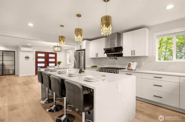 Seattle Laurelhurst Uw Main Unit In A New House - Seattle, WA